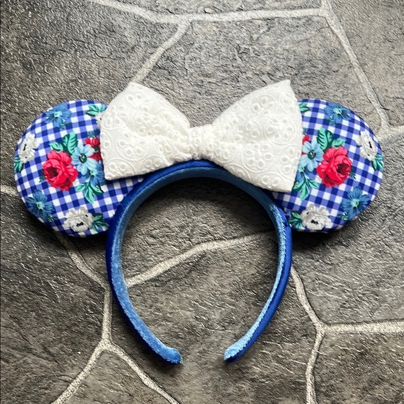 Disney | Accessories | Disney Cottage Floral Minnie Ears Headband ...